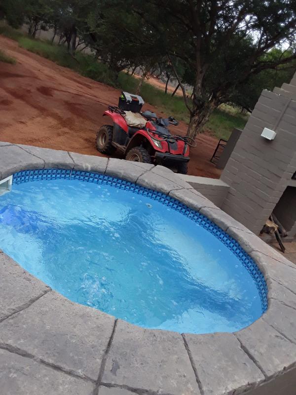 CR Pools n Maintenance - Swimming Pool Builders - Homeimprovement4U